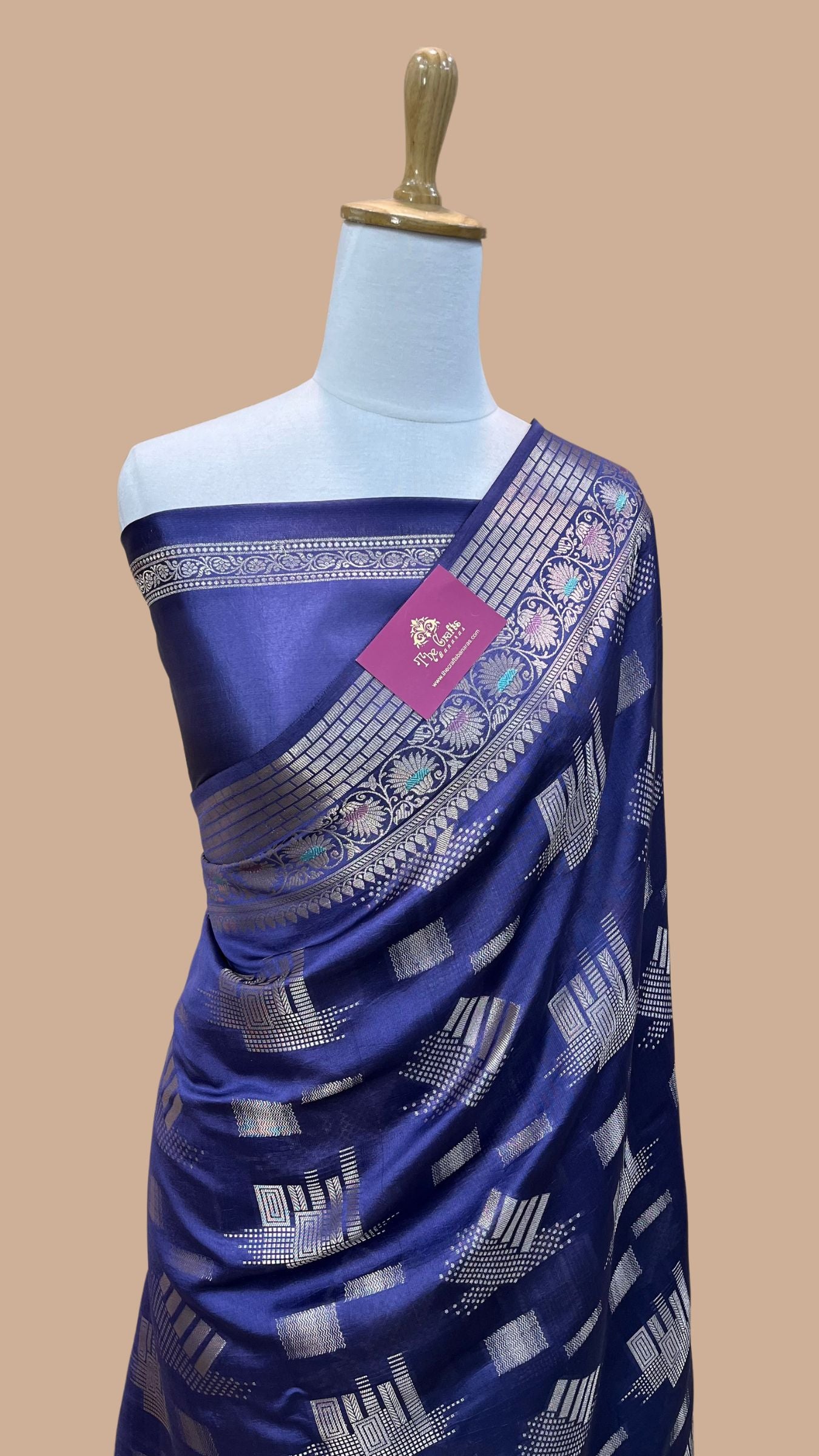 Pure Raw Mango Silk Handloom Banarasi Saree – The Crafts Banaras