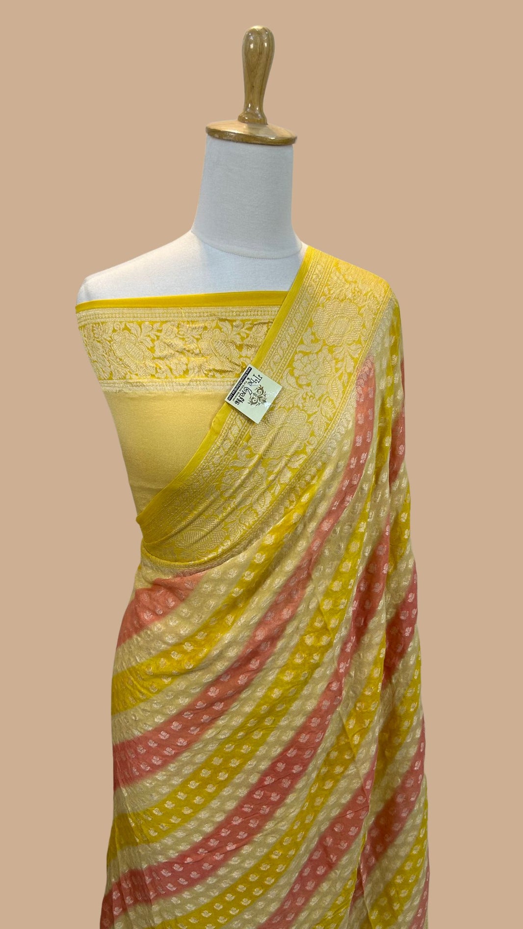 The Crafts Banaras : Embrace the Timeless Artistry of Banarasi Sarees