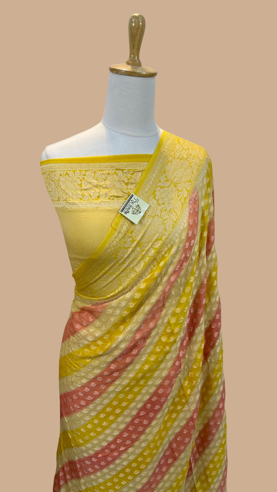 The Crafts Banaras : Embrace the Timeless Artistry of Banarasi Sarees